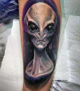 50+ Best Alien Tattoo Design and Ideas - Fresh Land Magazine